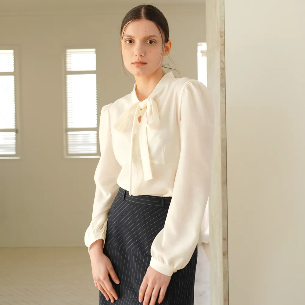 RIBBON TIE BLOUSE / IVORY - 감도 깊은 취향 셀렉트샵 29CM