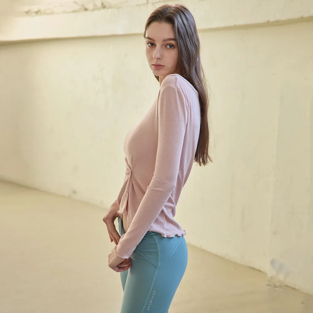 여성 요가복 DEVI-T0124-살몬핑크 필라테스 더블버튼 랩 롱슬리브 - 감도 깊은 취향 셀렉트샵 29CM