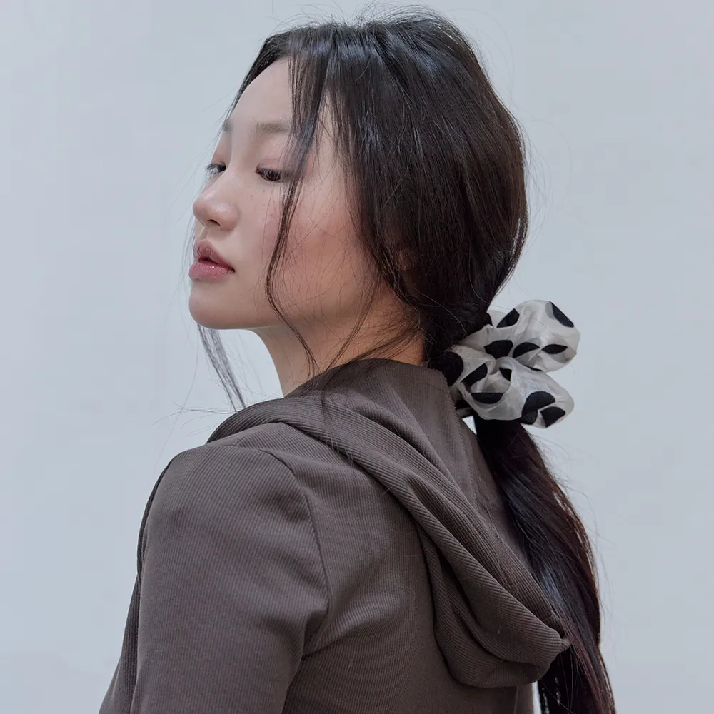 [선물포장] dot scrunchie (IV) - 감도 깊은 취향 셀렉트샵 29CM
