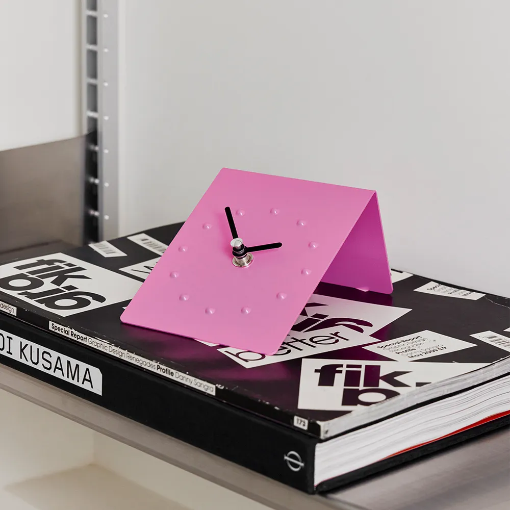 모브 클락 (4 Colors) - 감도 깊은 취향 셀렉트샵 29CM