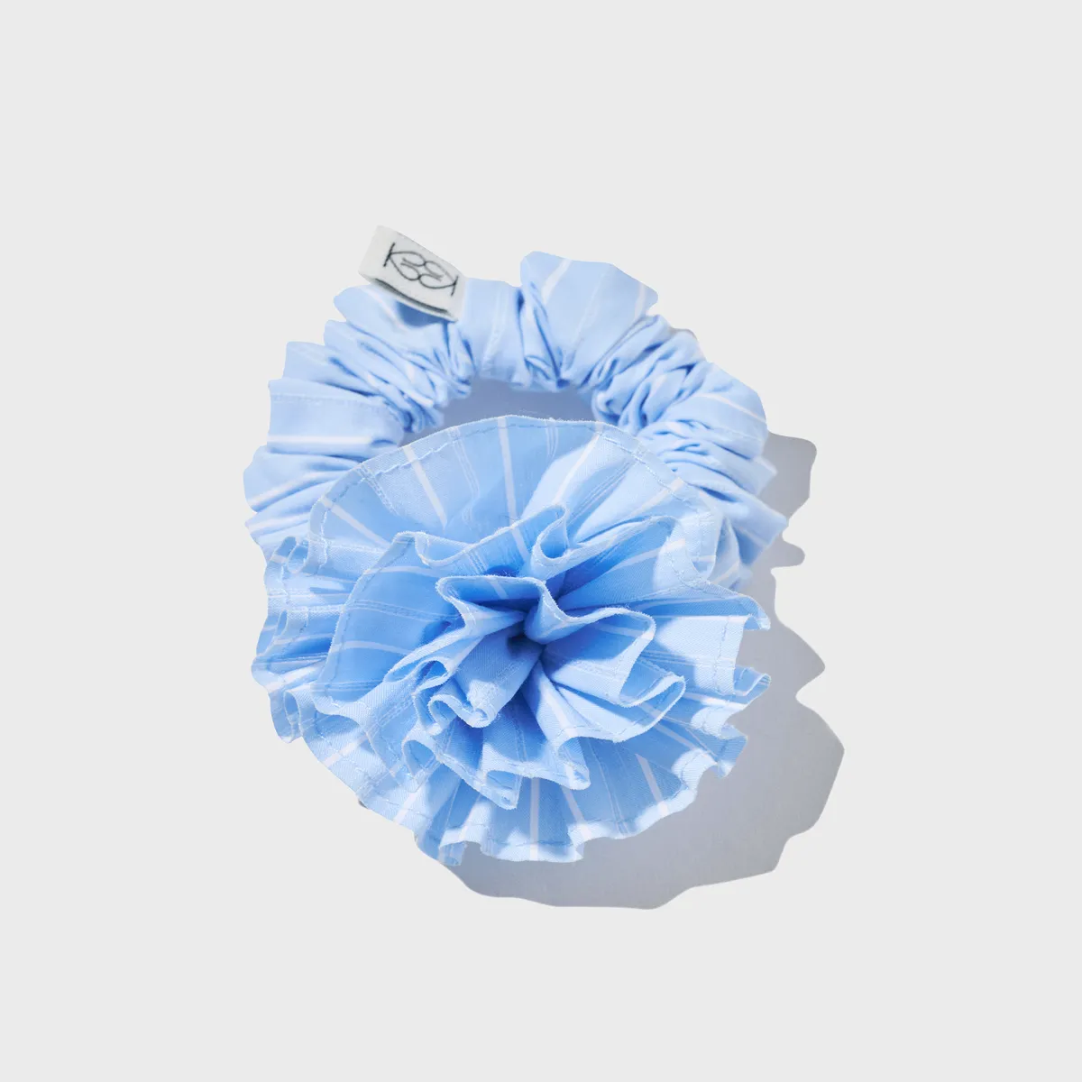 Stripe Corsage Scrunchie Sky Blue Stripe - 감도 깊은 취향 셀렉트샵 29CM
