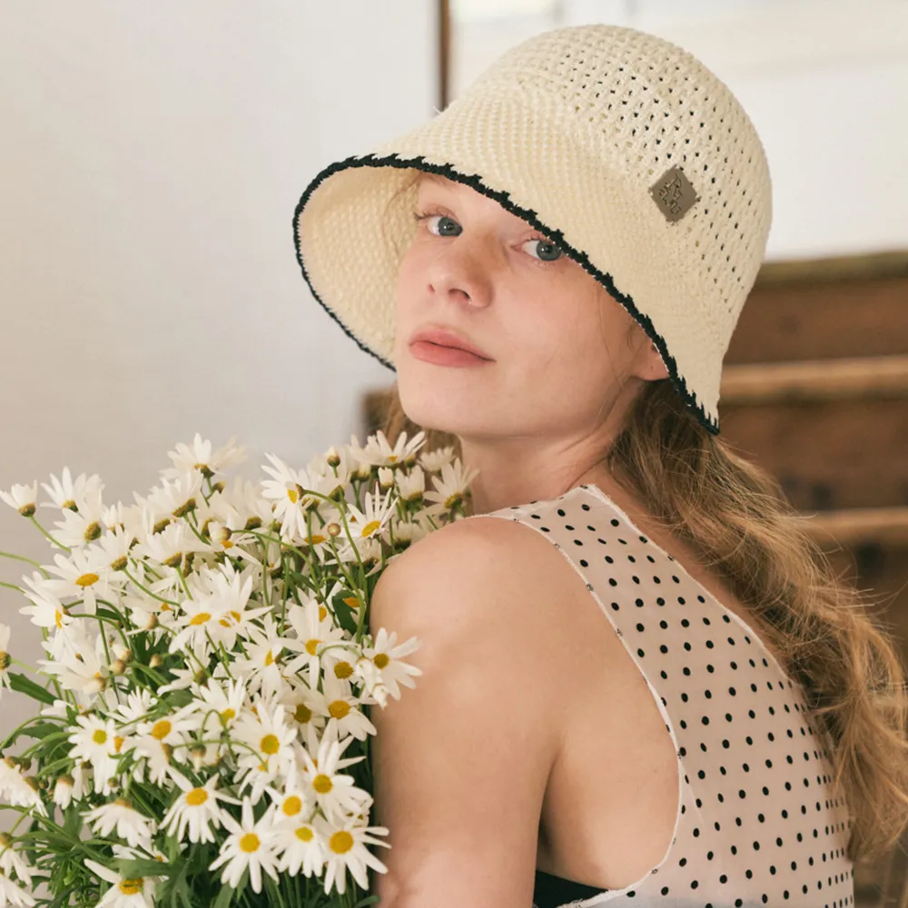 Edge Point Bucket Hat_2 Color - 감도 깊은 취향 셀렉트샵 29CM