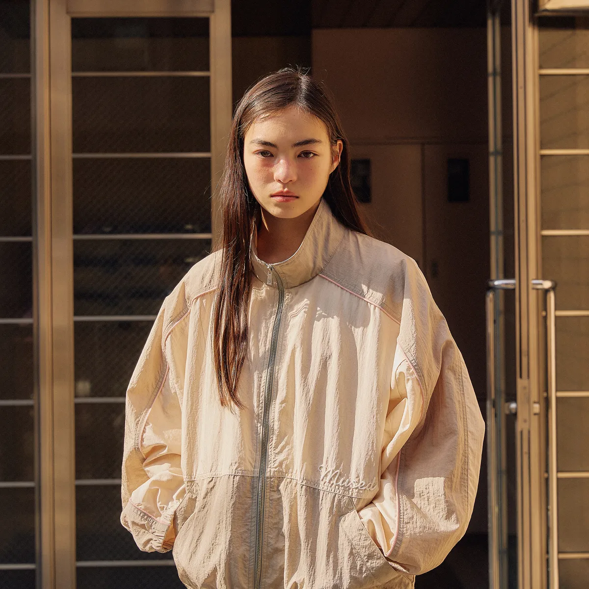 Sun Windbreaker - Sand - 감도 깊은 취향 셀렉트샵 29CM