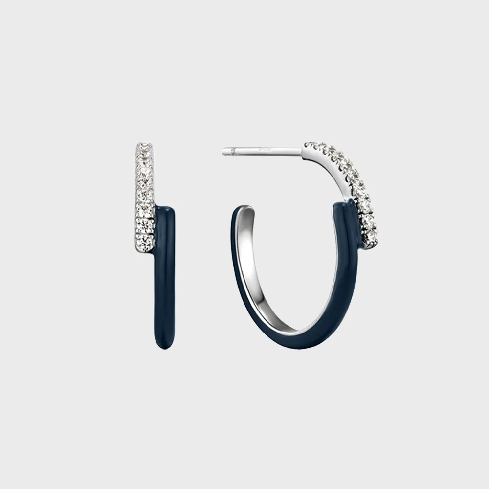 [장원영,전혜빈,김슬기 착용]네이비 블루 에나멜 스파클 스톤세팅 오버랩 후프 링 925 실버 귀걸이 E031-04H-B - 감도 깊은 취향 셀렉트샵 29CM