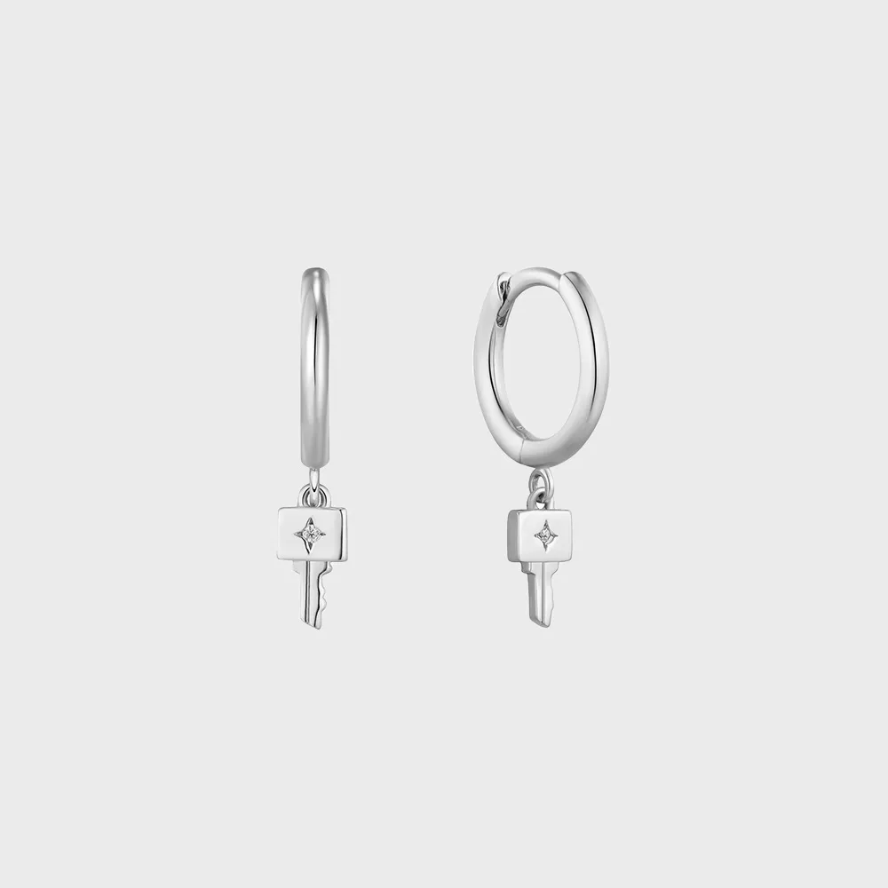 키 허기 후프 원터치 미니 링 925 실버 귀걸이 E032-04H - 감도 깊은 취향 셀렉트샵 29CM