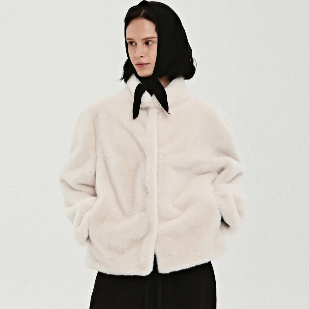 HIGH NECK SOFT FUR JACKET_IVORY - 감도 깊은 취향 셀렉트샵 29CM