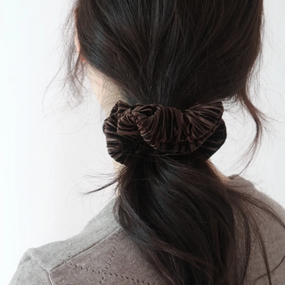 VELVET RIBBED SCRUNCHIE (4COLOR) - 감도 깊은 취향 셀렉트샵 29CM