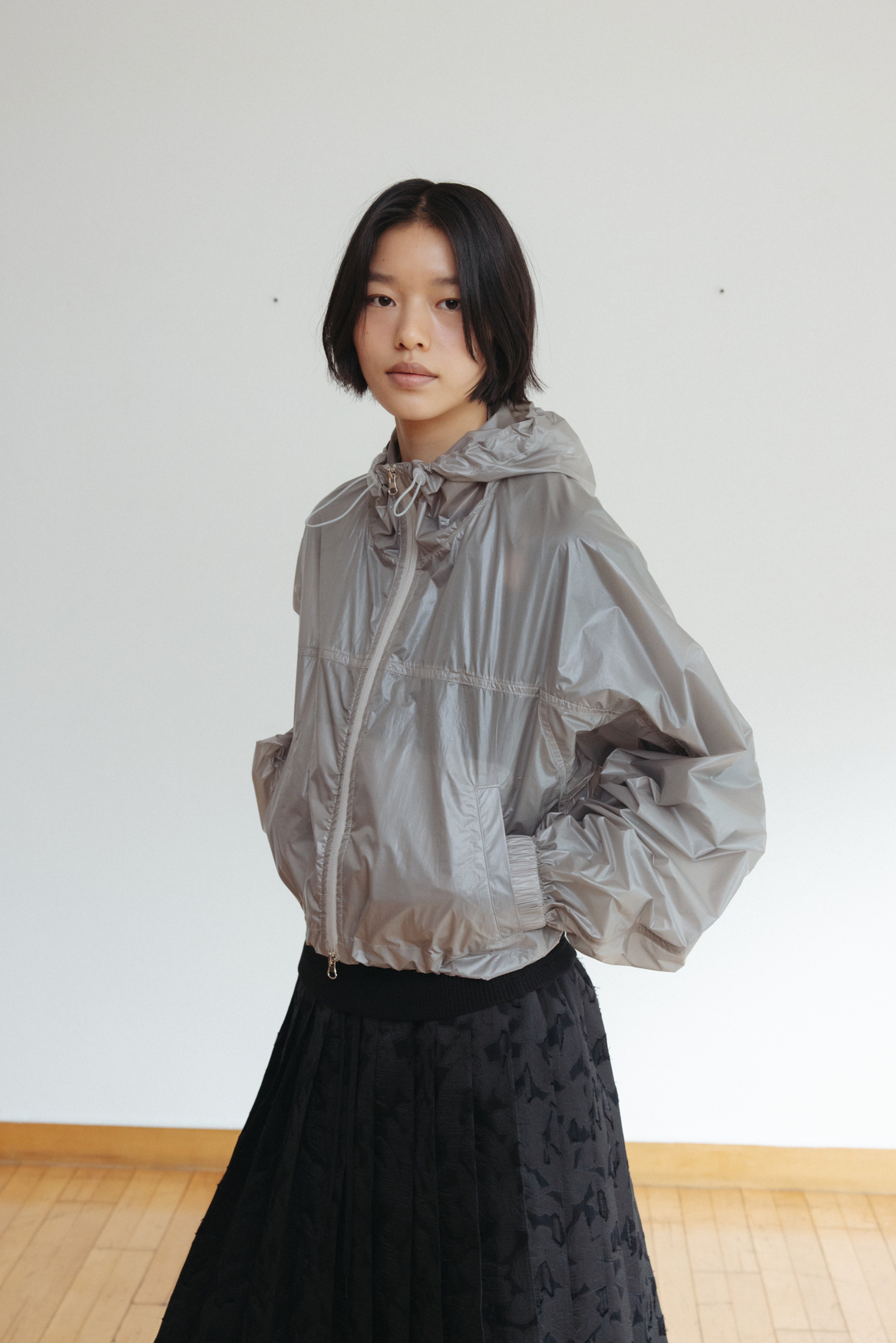 Thin sporty jumper (light gray / dark gray) - 감도 깊은 취향 셀렉트샵 29CM