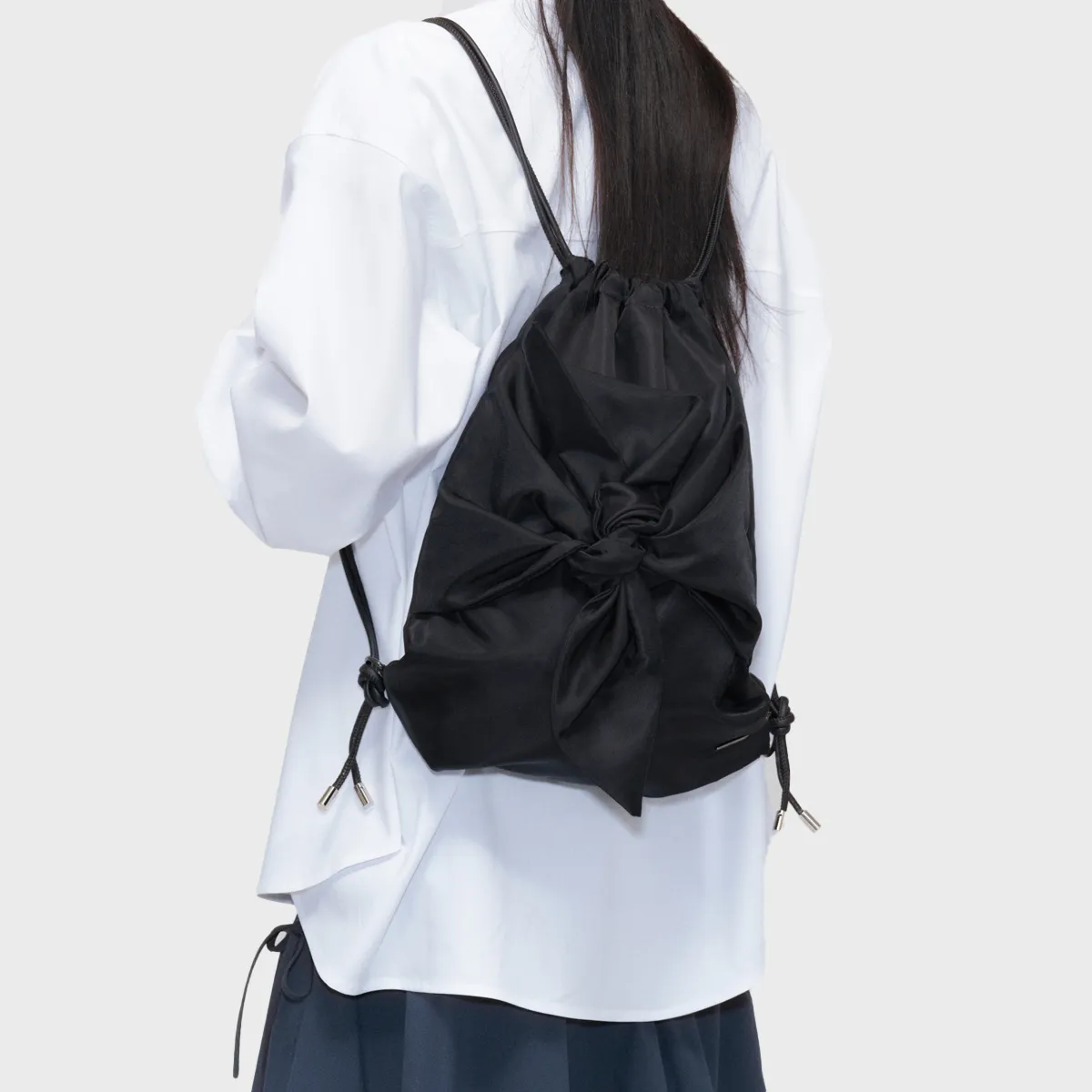 Tie-up drawstring bag BLACK - 감도 깊은 취향 셀렉트샵 29CM