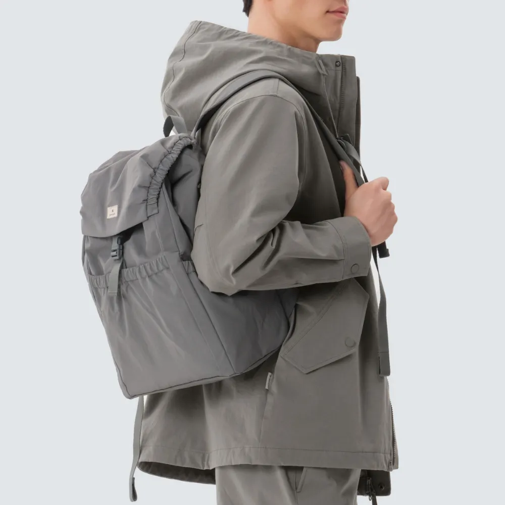 캠플 백팩 17L Dark Gray (S25ZUCBP10) - 감도 깊은 취향 셀렉트샵 29CM
