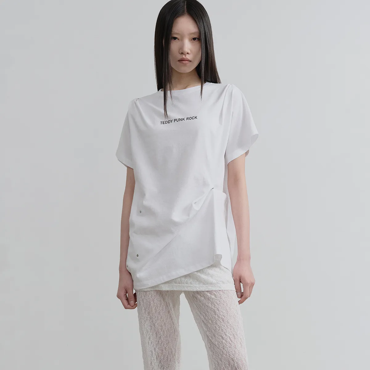 TEDDY SNAP TOP (WHITE) - 감도 깊은 취향 셀렉트샵 29CM