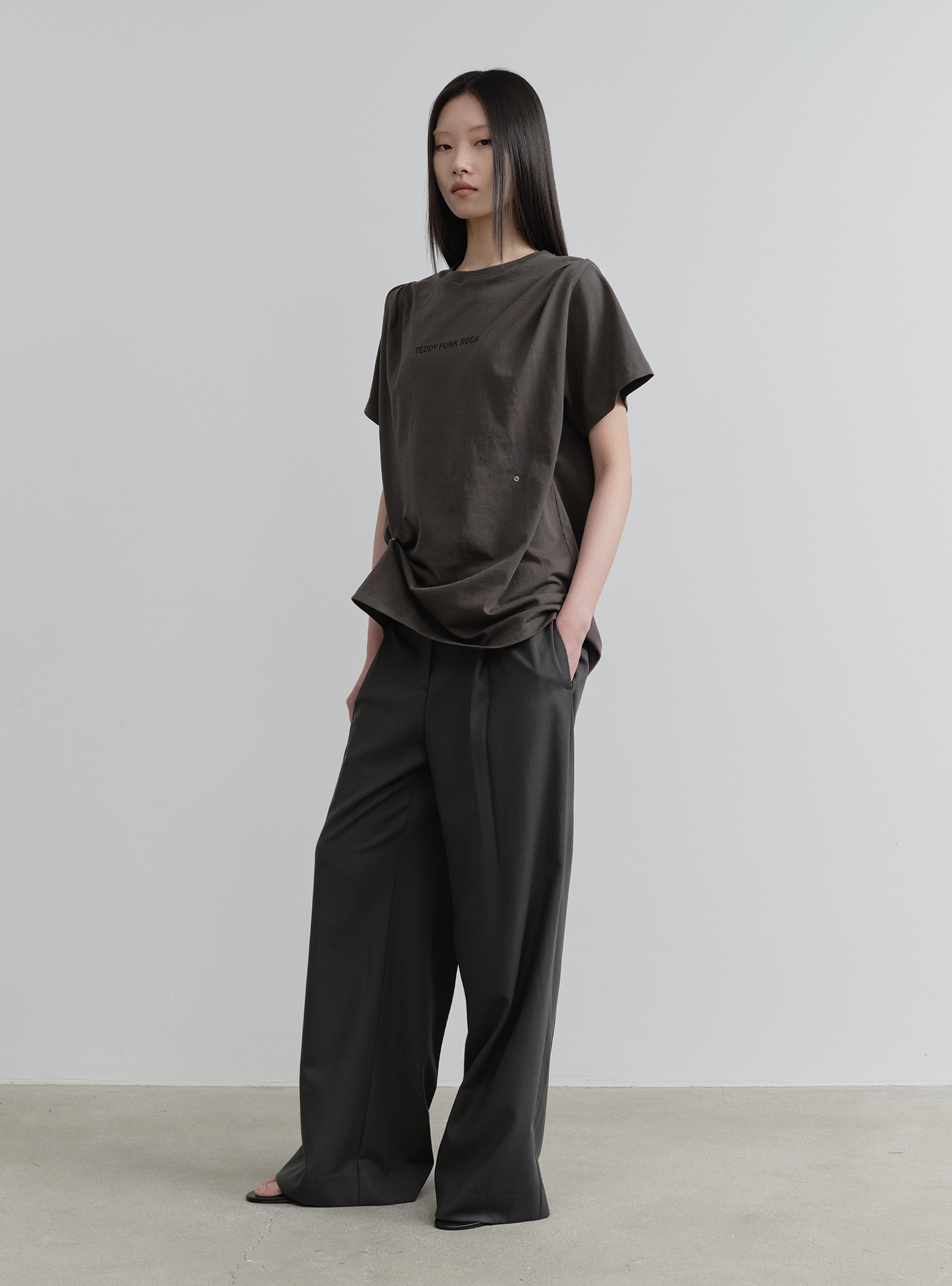 TEDDY SNAP TOP (CHARCOAL) - 감도 깊은 취향 셀렉트샵 29CM