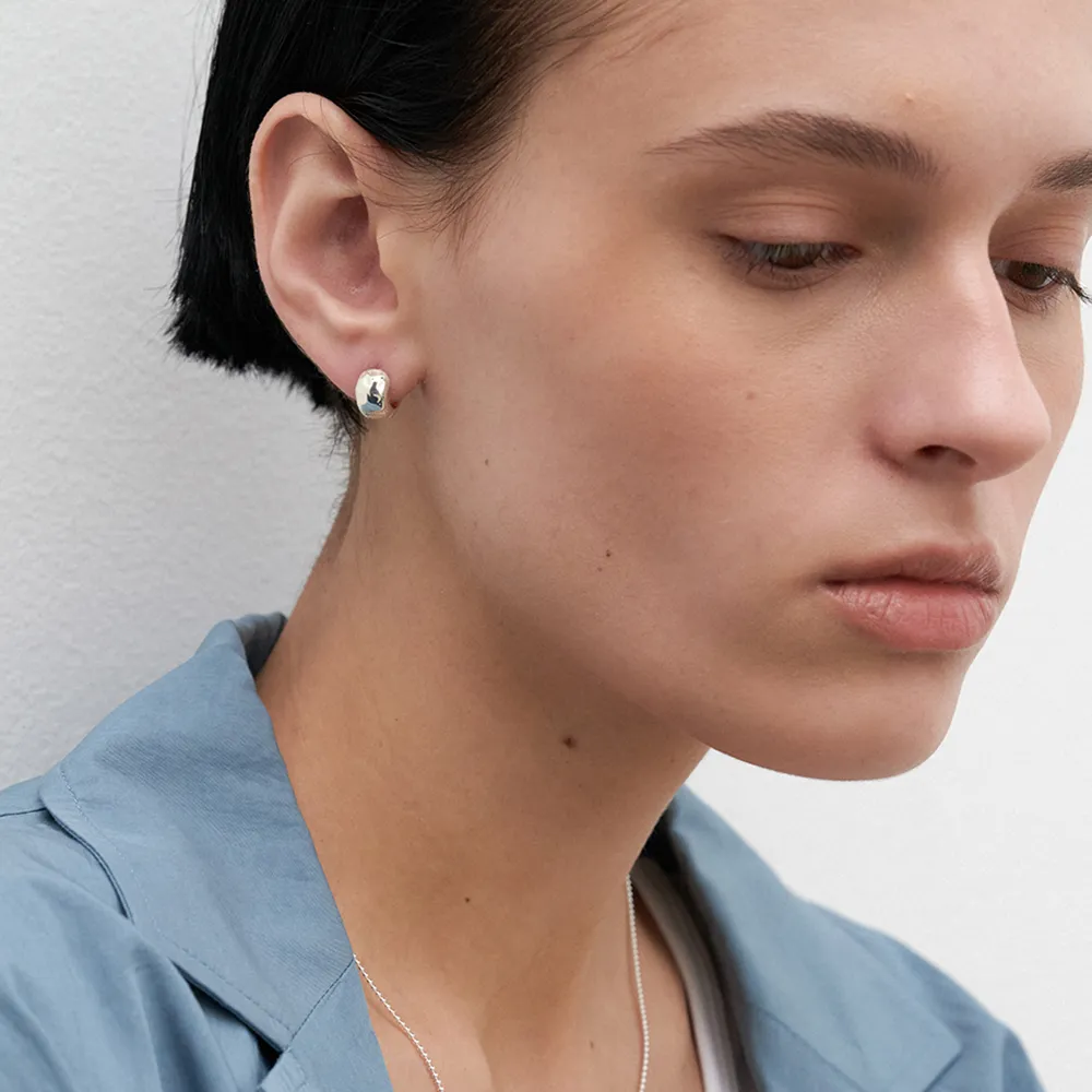 invert slim onetouch earring - silver - 감도 깊은 취향 셀렉트샵 29CM