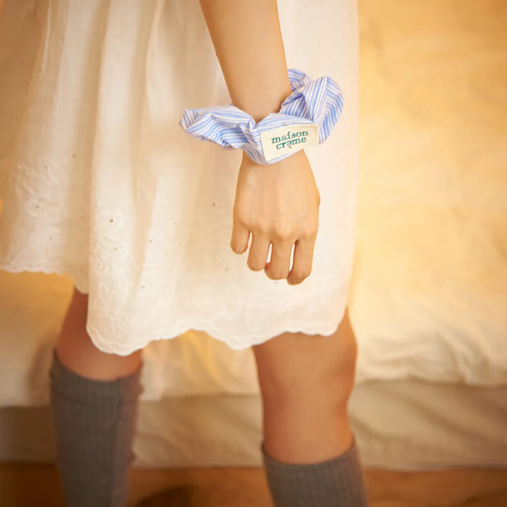 Scrunch_Blue stripe - 감도 깊은 취향 셀렉트샵 29CM