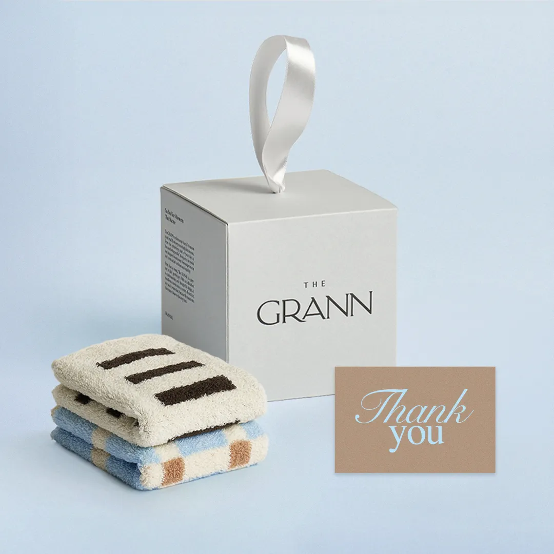 핸드 타월 2P 기프트 세트 - 코코넛 1P + 블루베리 모자이크 1P + 포스트카드 (33 X 33 cm) - 감도 깊은 취향 셀렉트샵 29CM