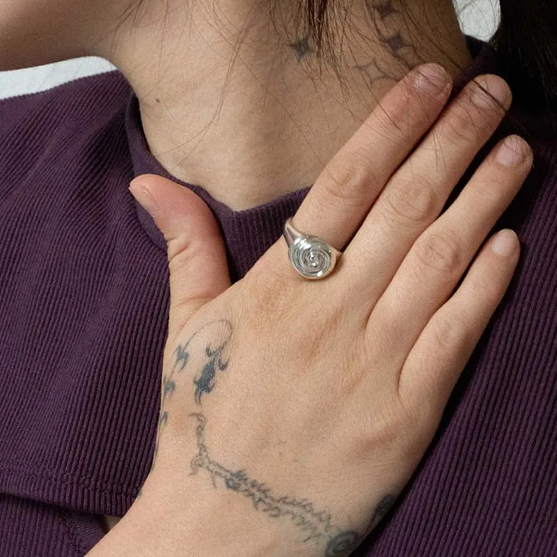 S Shell Ring - 감도 깊은 취향 셀렉트샵 29CM