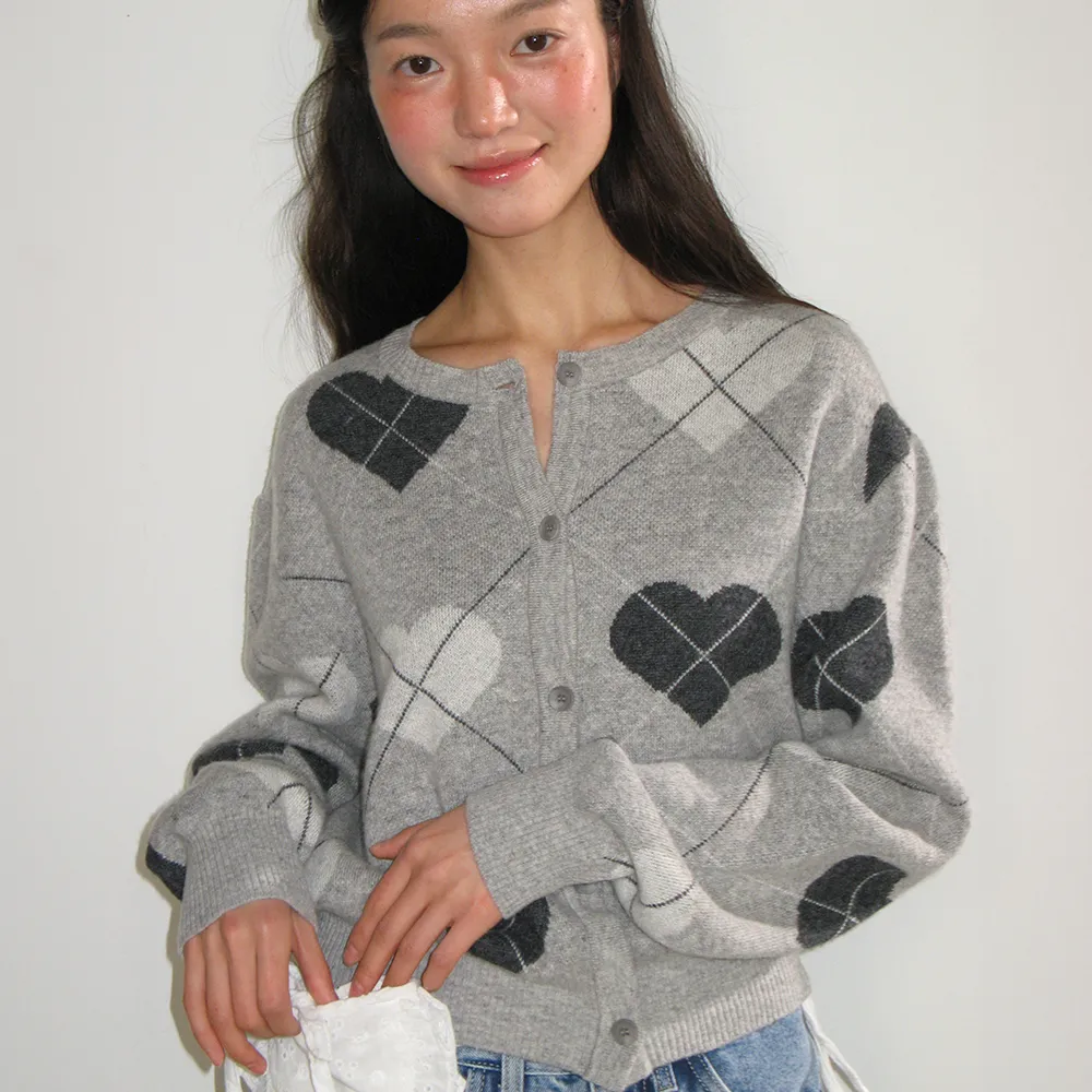 HEART ARGYLE BASIC KNIT CARDIGAN GREY - 감도 깊은 취향 셀렉트샵 29CM