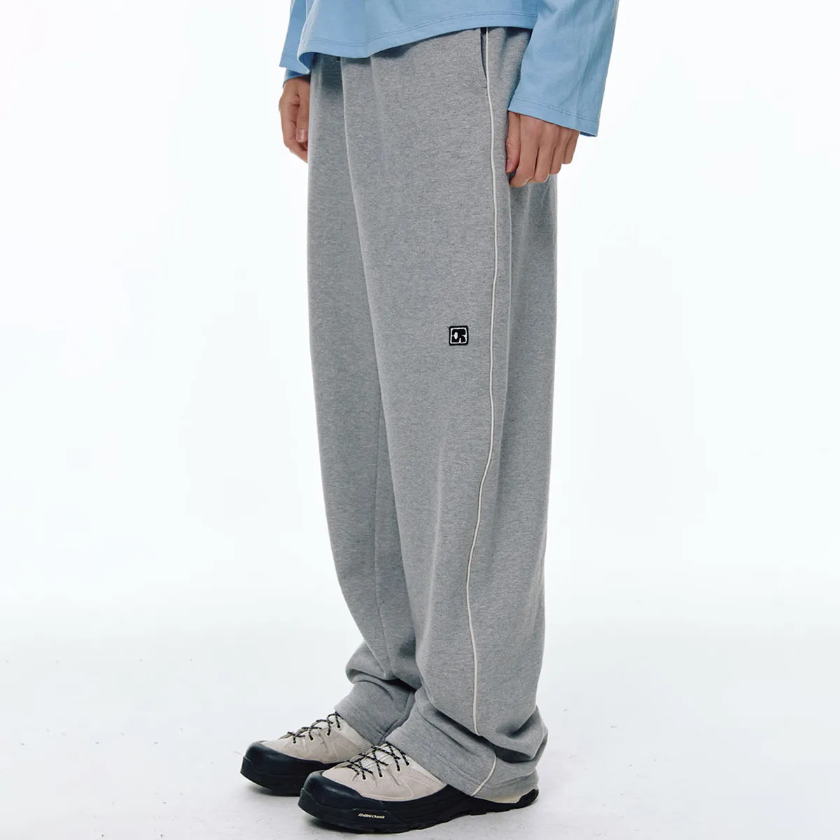 SIDE LINE WIDE SWEATPANTS_DARK GREY - 감도 깊은 취향 셀렉트샵 29CM