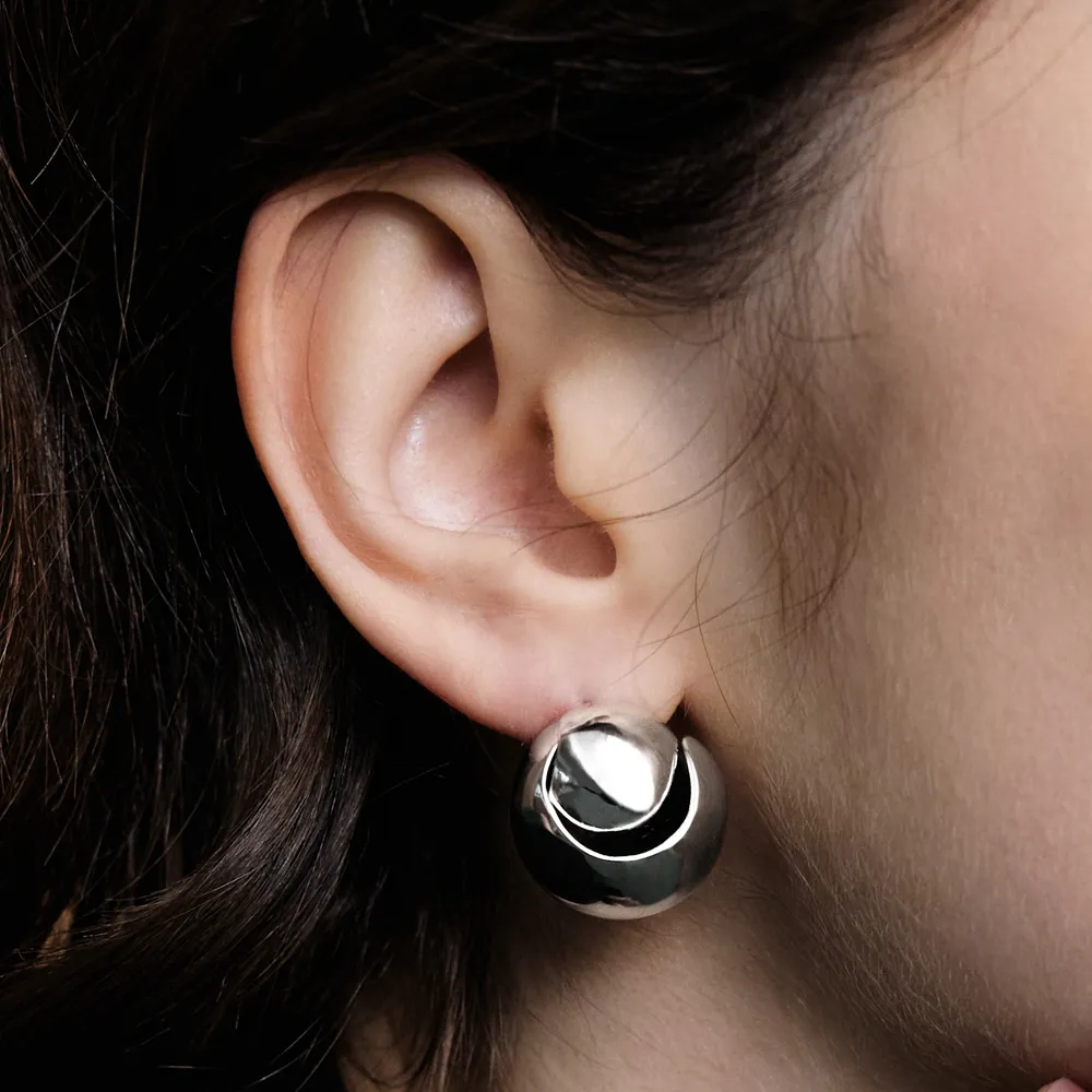 NP024 Artistic Big Ball Earrings - 감도 깊은 취향 셀렉트샵 29CM