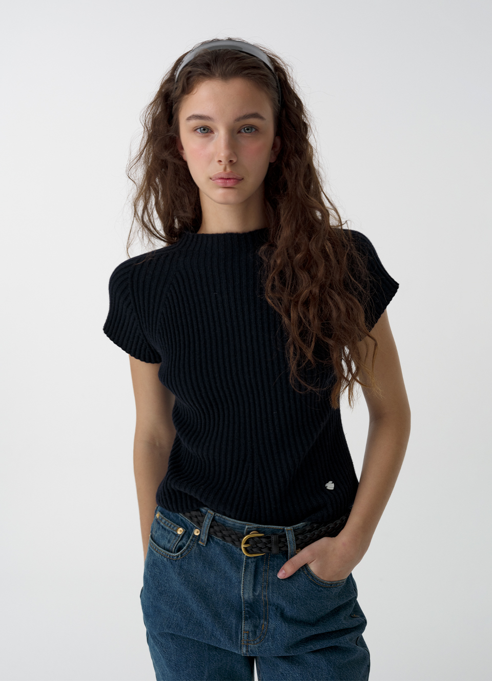 Lotus Cap Sleeve Knit Top_Navy - 감도 깊은 취향 셀렉트샵 29CM