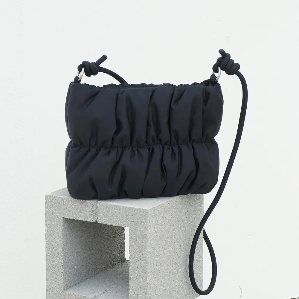 Twisted String Candy Tote Bag_RYBAX25802BKX - 감도 깊은 취향 셀렉트샵 29CM