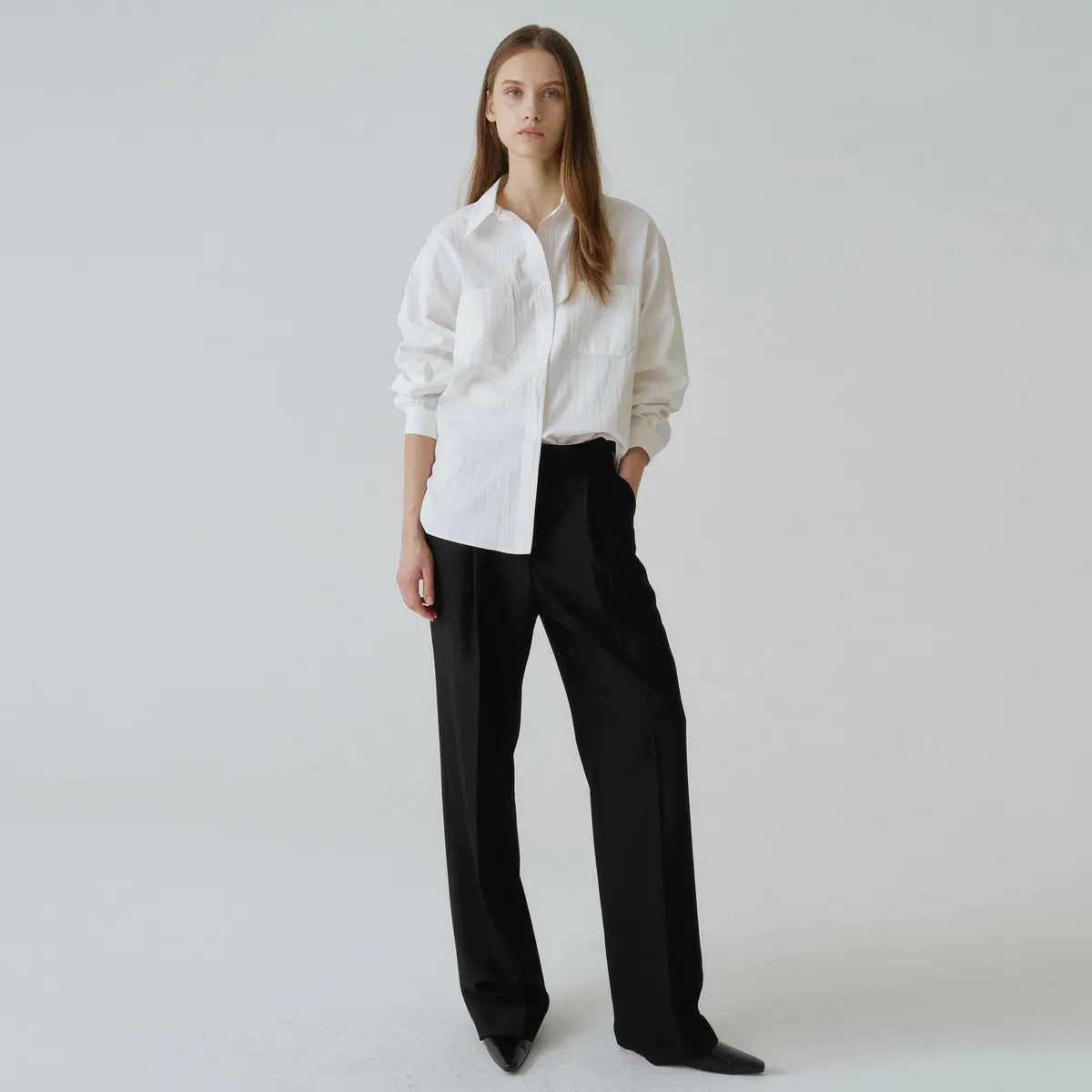 Button pintuck wide slacks (Black) - 감도 깊은 취향 셀렉트샵 29CM