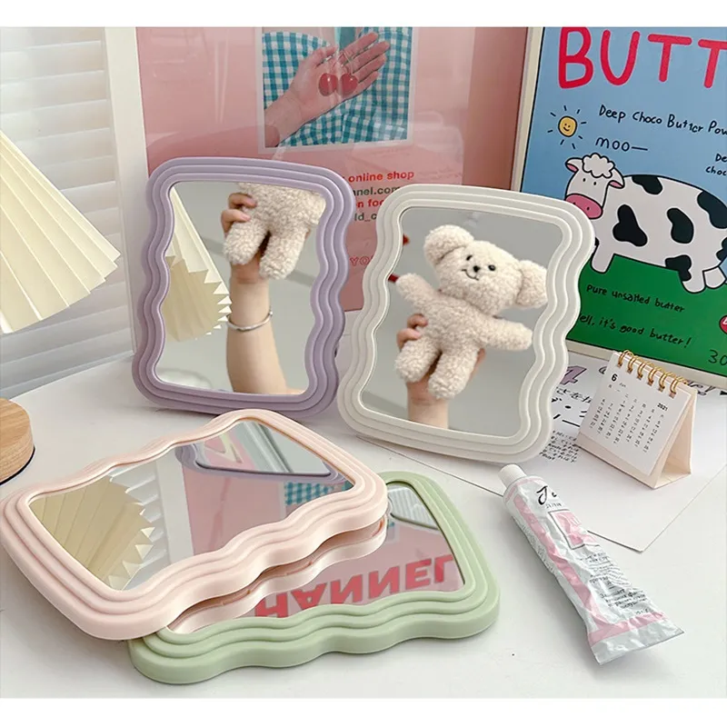 bookaz 파스텔 웨이브 거울 벽걸이 탁상 화장 자취 집들이 선물 인테리어 소품 - 감도 깊은 취향 셀렉트샵 29CM