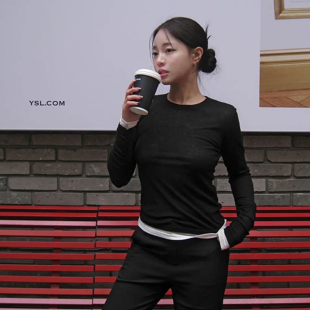 [지안PICK]루니아 시스루 라운드 배색 티셔츠 - 감도 깊은 취향 셀렉트샵 29CM