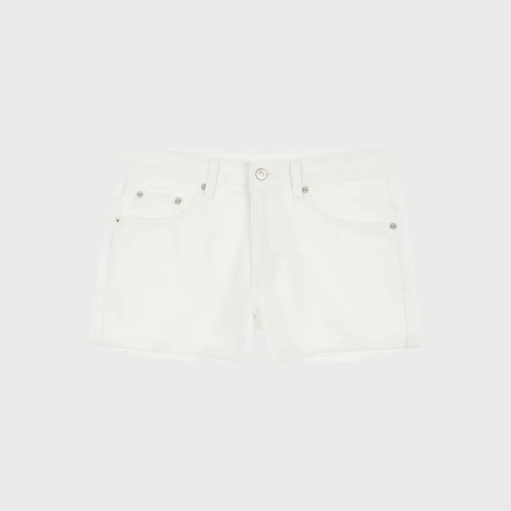 SUMMER DENIM SHORTS IN WHITE - 감도 깊은 취향 셀렉트샵 29CM
