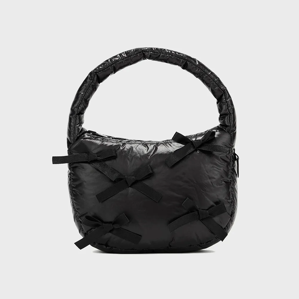 RIBBON CLOUD MINI TOTE BAG IN BLACK - 감도 깊은 취향 셀렉트샵 29CM