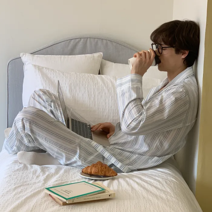 [29CM 단독] (uni)미드나잇인파리 스트라이프 파자마 레브블루 - 감도 깊은 취향 셀렉트샵 29CM