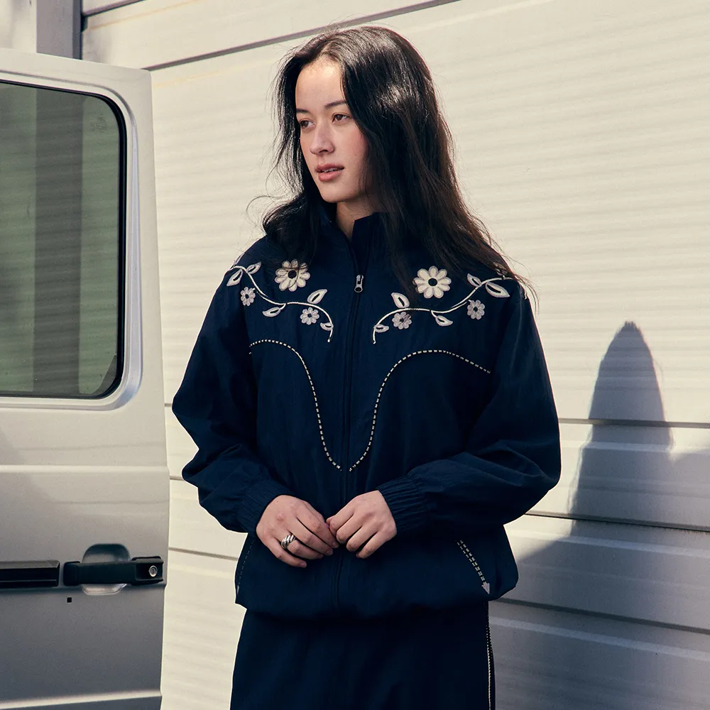 Embroidery Western Windbreaker Navy_F251JK06 - 감도 깊은 취향 셀렉트샵 29CM