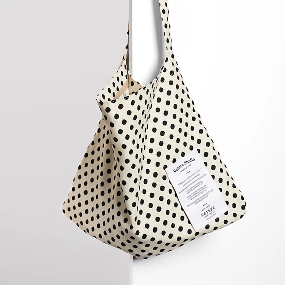 Floral eco bag _ black - 감도 깊은 취향 셀렉트샵 29CM