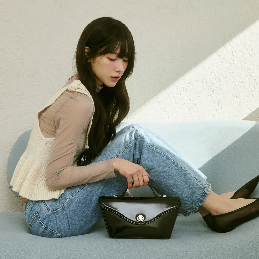 Maison bag_2color - 감도 깊은 취향 셀렉트샵 29CM