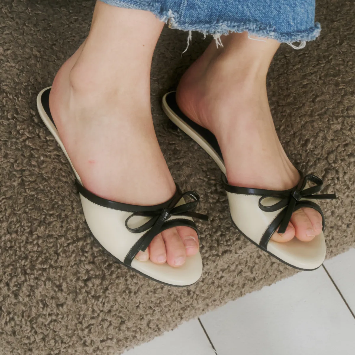 [29CM단독] RIBBON MULE_4colors - 감도 깊은 취향 셀렉트샵 29CM