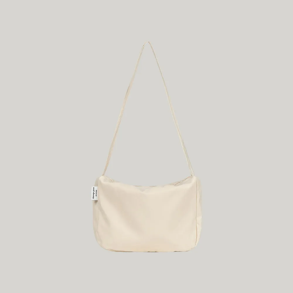 Marsh Mellow bag _ Cream Beige - 감도 깊은 취향 셀렉트샵 29CM