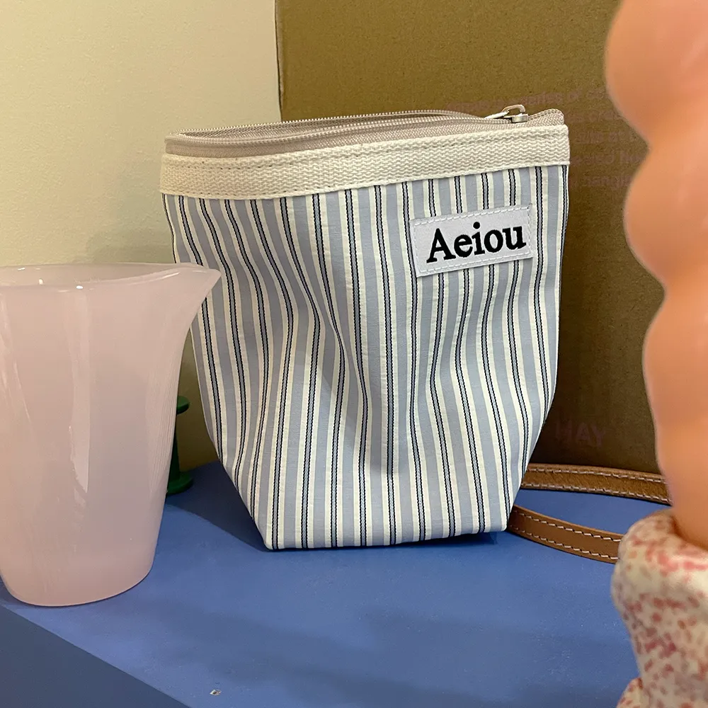 Aeiou Basic Pouch (M size) Pajama Purple Flower - 감도 깊은 취향 셀렉트샵 29CM