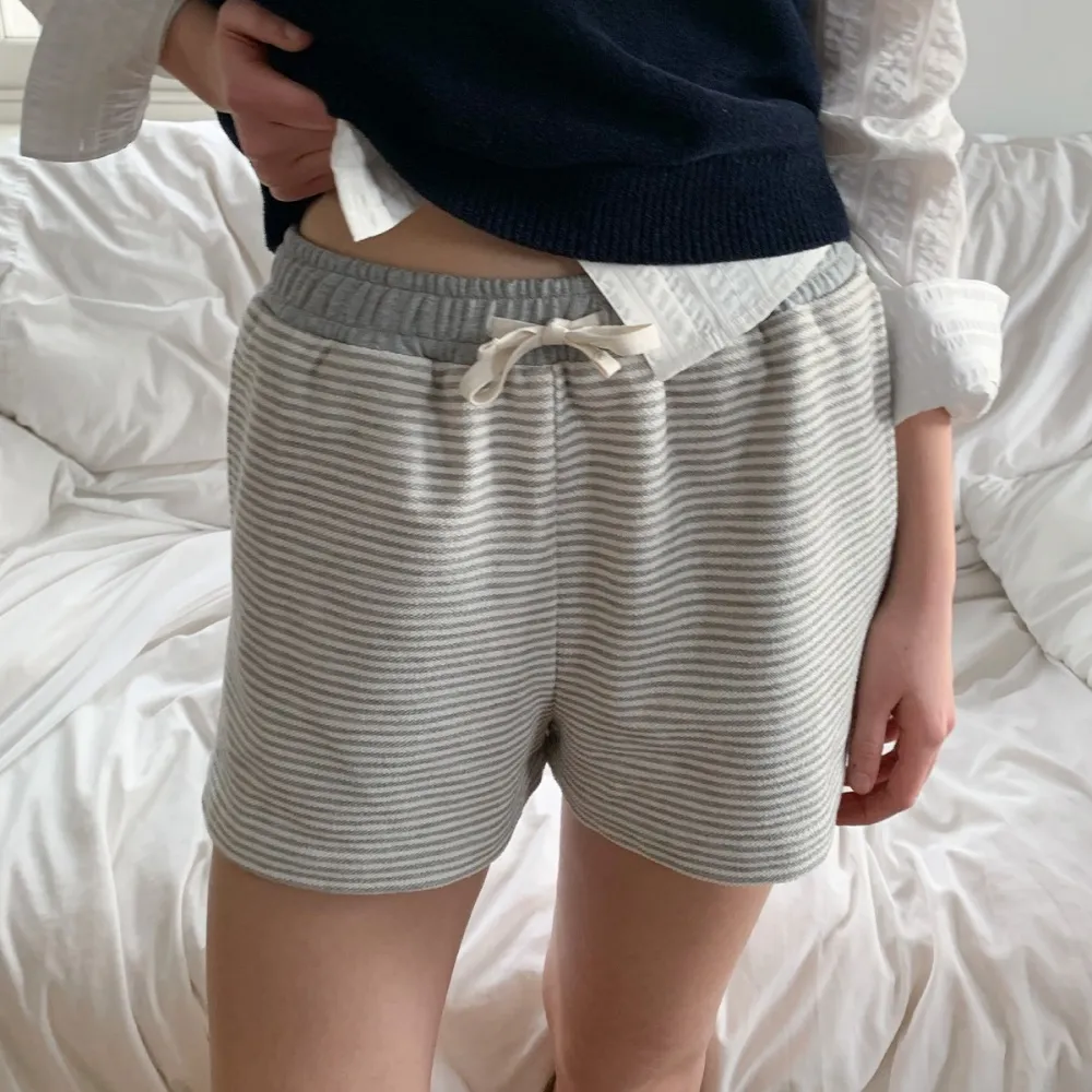 easy stripe shorts (grey) - 감도 깊은 취향 셀렉트샵 29CM
