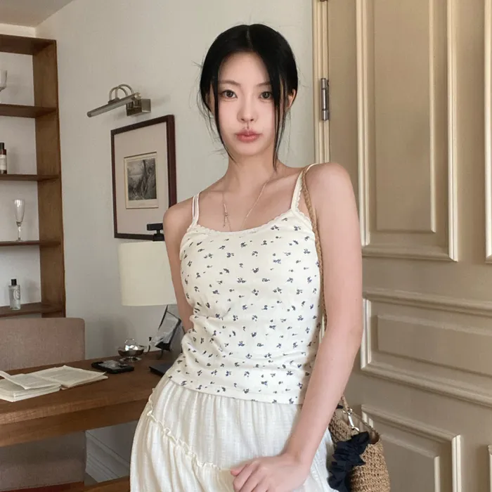 [지현서 PICK] 미니 플라워 저지 탑 7215240405 - 감도 깊은 취향 셀렉트샵 29CM