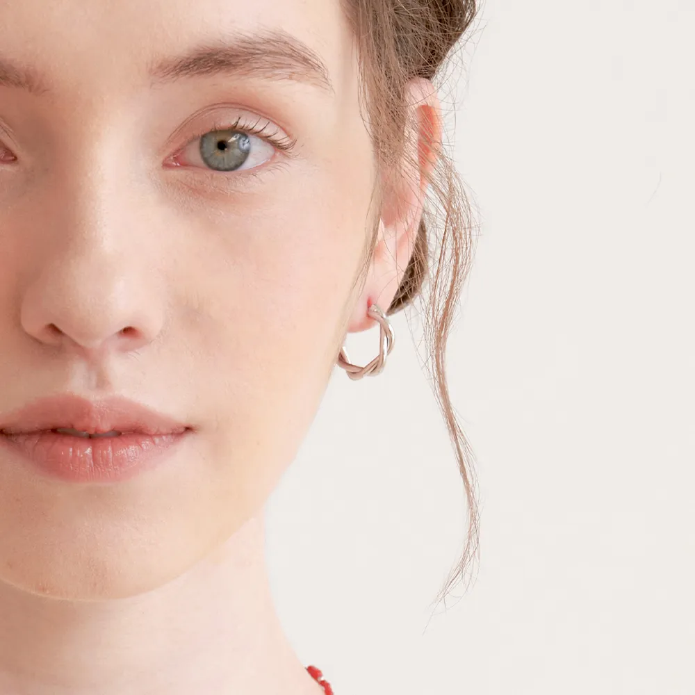 twist line one touch ring earrings (E048_silver) - 감도 깊은 취향 셀렉트샵 29CM