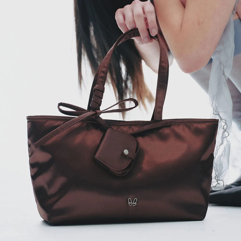 [MMW] SATIN SHOULDER BAG (BROWN) - 감도 깊은 취향 셀렉트샵 29CM