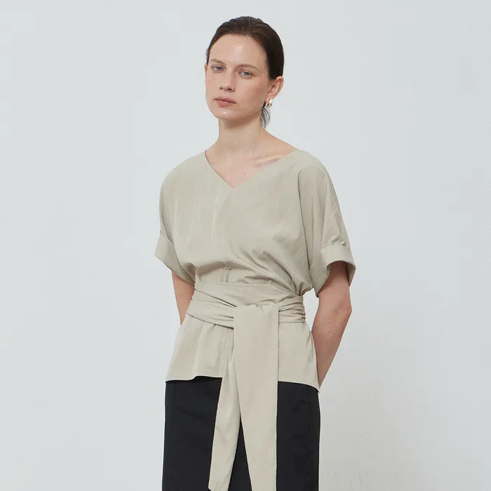 TWO-WAY STRAP BLOUSE - BROWN - 감도 깊은 취향 셀렉트샵 29CM