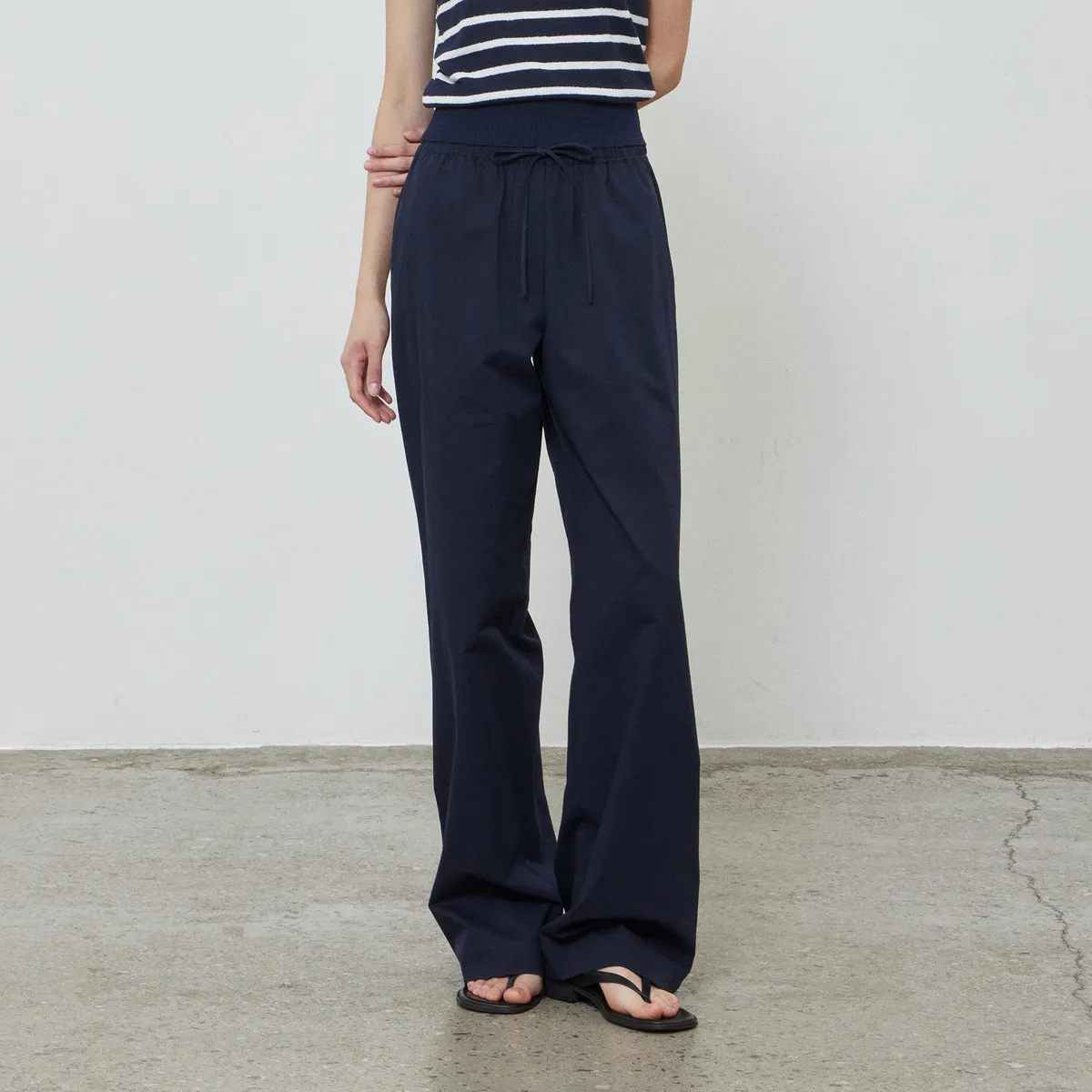 COTTON BANDING PANTS - DEEP NAVY - 감도 깊은 취향 셀렉트샵 29CM