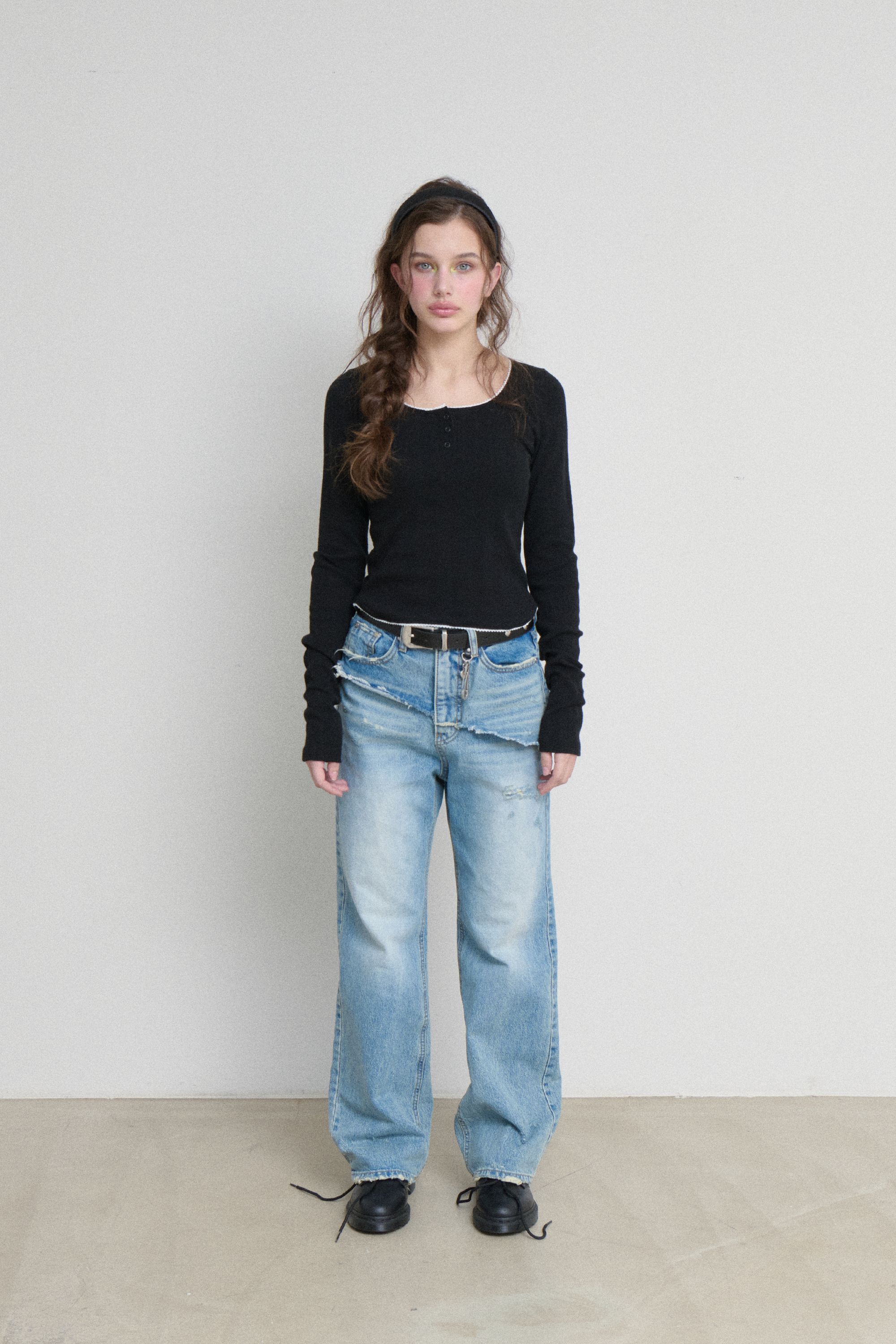 [3rd Order] U NECK LACE T (BLACK) - 감도 깊은 취향 셀렉트샵 29CM