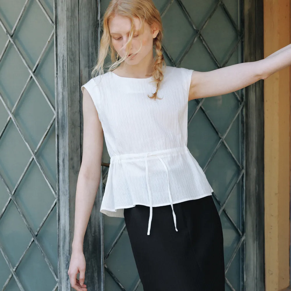 Blair string blouse (white) - 감도 깊은 취향 셀렉트샵 29CM
