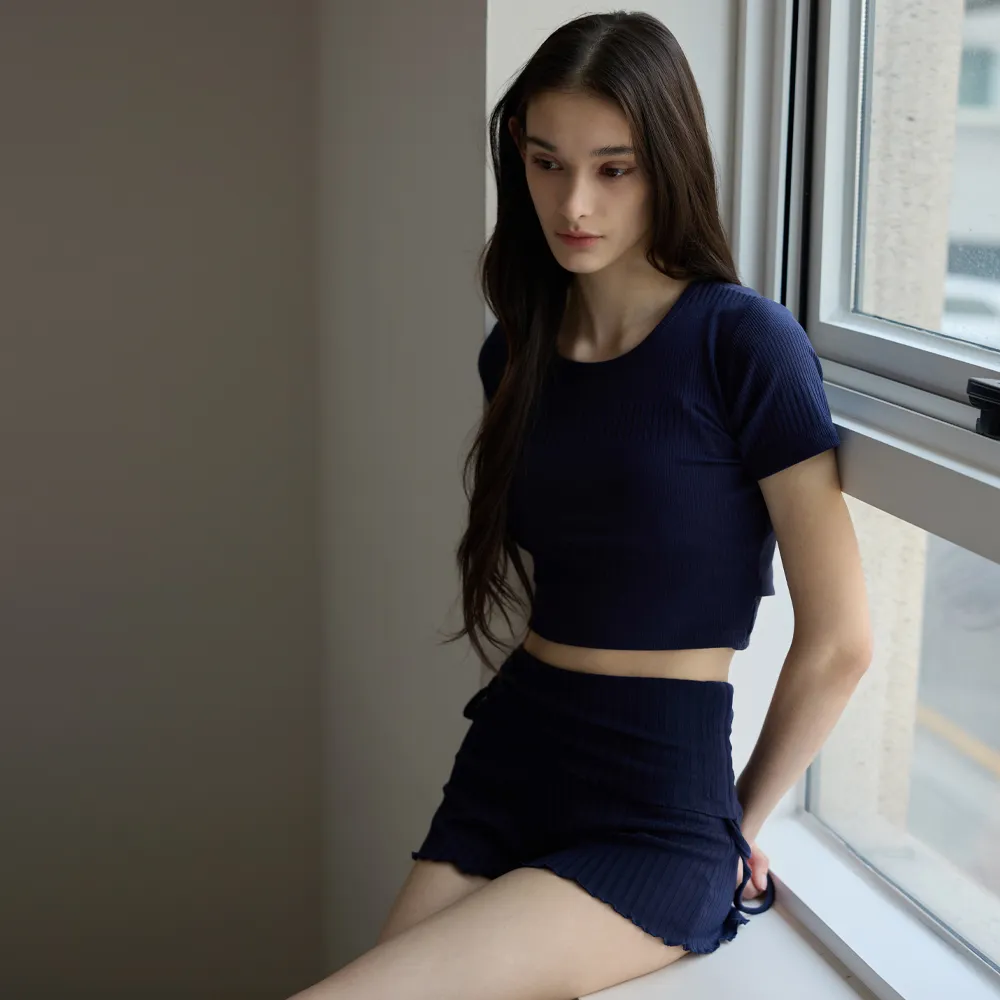 비비아나 셔링 쇼츠 DEVI-B0088-네이비 - 감도 깊은 취향 셀렉트샵 29CM