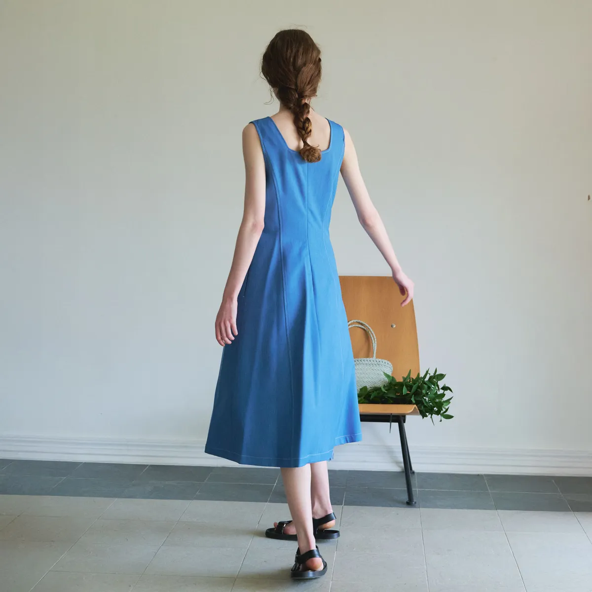 ROUND SQUARE NECK A-LINE OP (MID BLUE) - 감도 깊은 취향 셀렉트샵 29CM