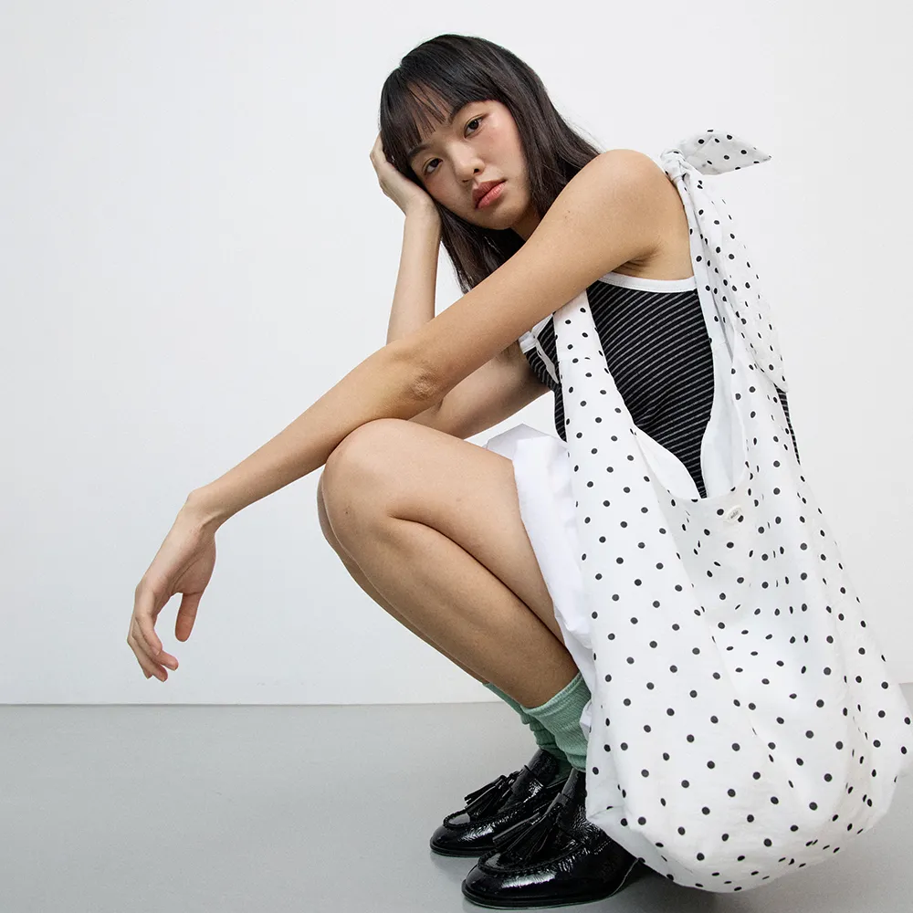 Dot pattern bag_ivory - 감도 깊은 취향 셀렉트샵 29CM