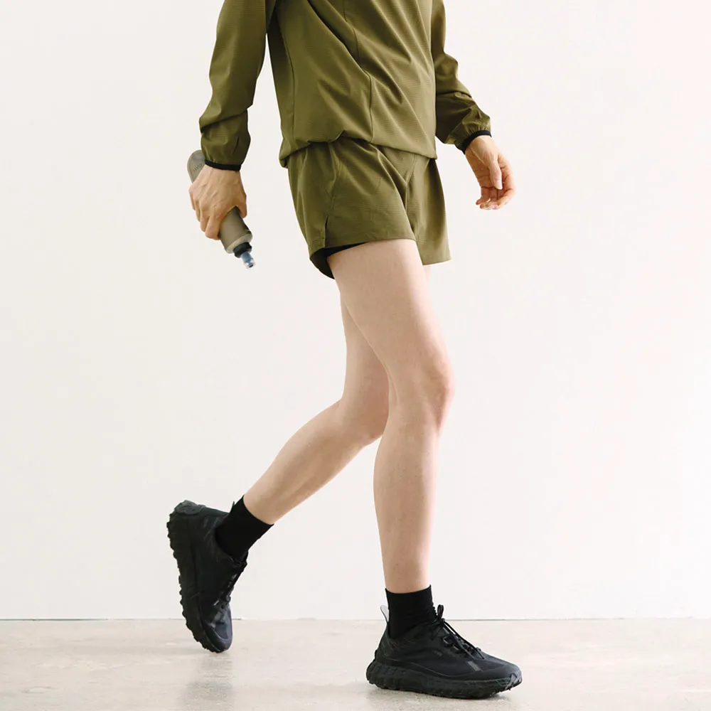 LIGHT FLOW RUNNING SHORTS (Olive Brown) - 감도 깊은 취향 셀렉트샵 29CM