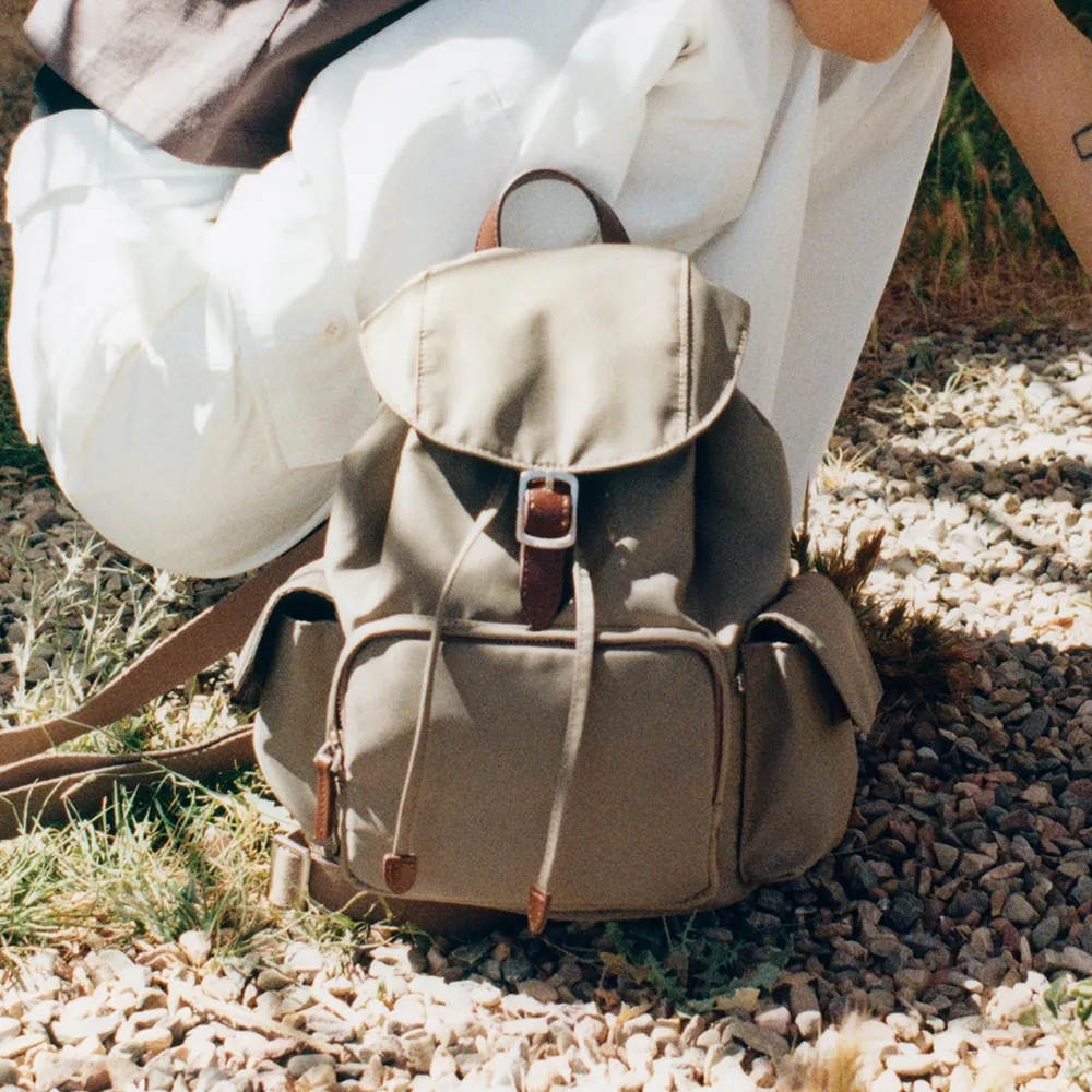 BRISE BACKPACK_OLIVE - NYLON - 감도 깊은 취향 셀렉트샵 29CM